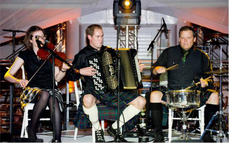 9313 - Neil Drover Entertainment Agency for live music, presenters and ...