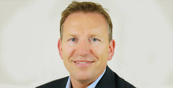 Andy Nicol - Neil Drover Entertainment Agency for live music ...