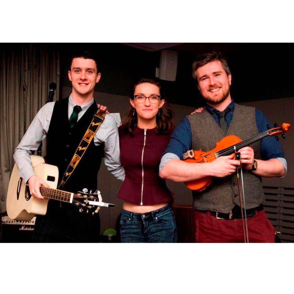 Spindrift ceilidh band playing ceilidh favourites for Weddings ...