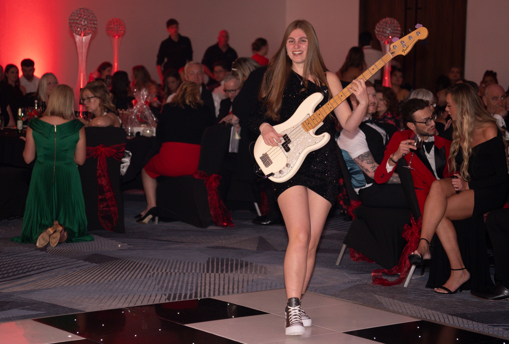 Waterfront Showband Bass - Neil Drover Entertainment Agency for live ...