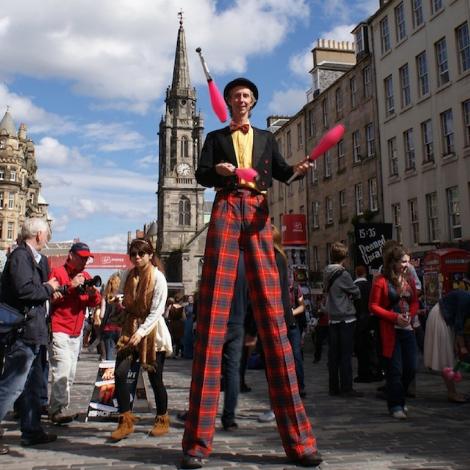 Michael Angelo stiltwalker - Neil Drover Entertainment Agency for live ...