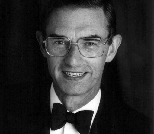 Commodore Eric Thomson - Neil Drover Entertainment Agency for live ...