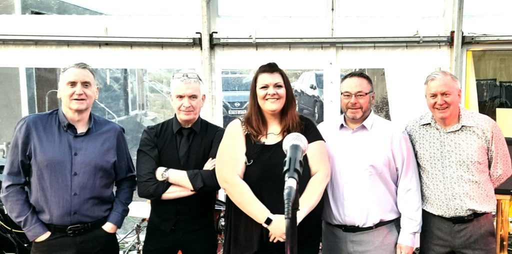 The Divas Soul Band - Neil Drover Entertainment Agency for live music ...