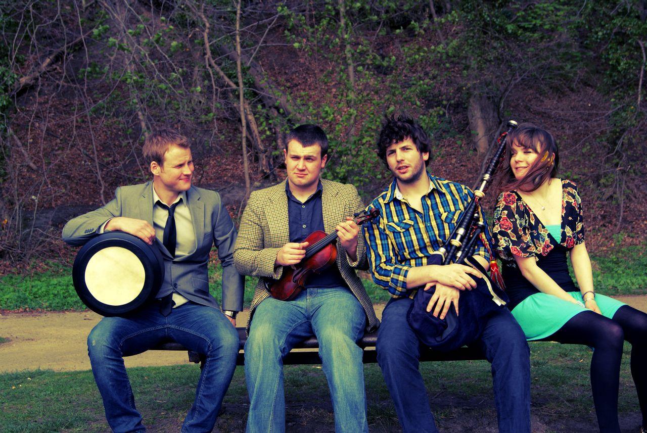 Jim Jam Ceilidh Band - Neil Drover Entertainment Agency for live music ...